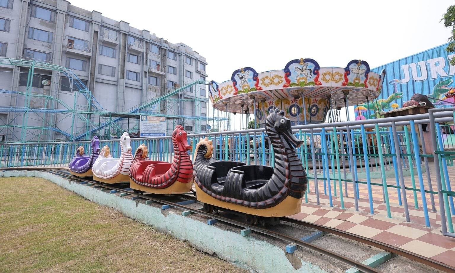 Best Amusement Park in Delhi NCR for thrills| Jurasik Park
